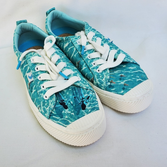 Cariuma | Shoes | Cariuma Oca Low Avatar Water Canvas Sneakers Womens ...